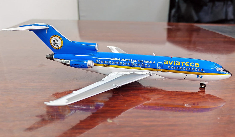 Boeing 727 / 1:200 – El Aviador Models